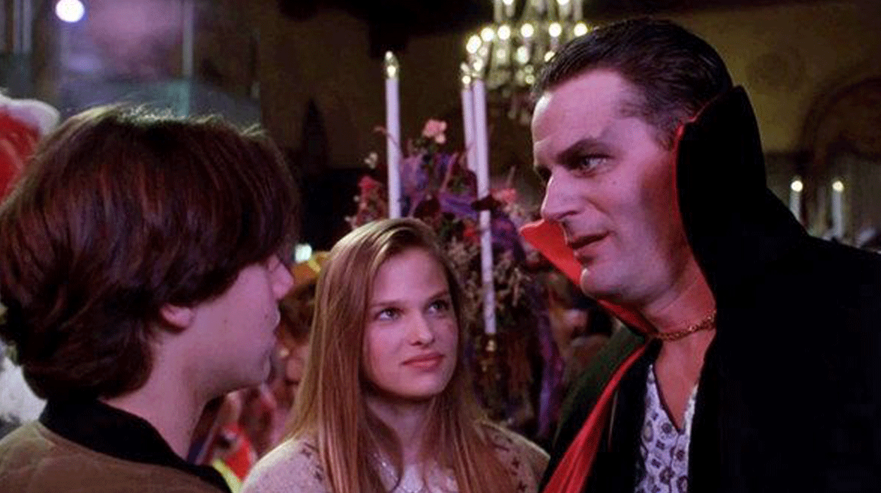 The Dad from Hocus Pocus Wants to Know What the Fuck Happened to His ...