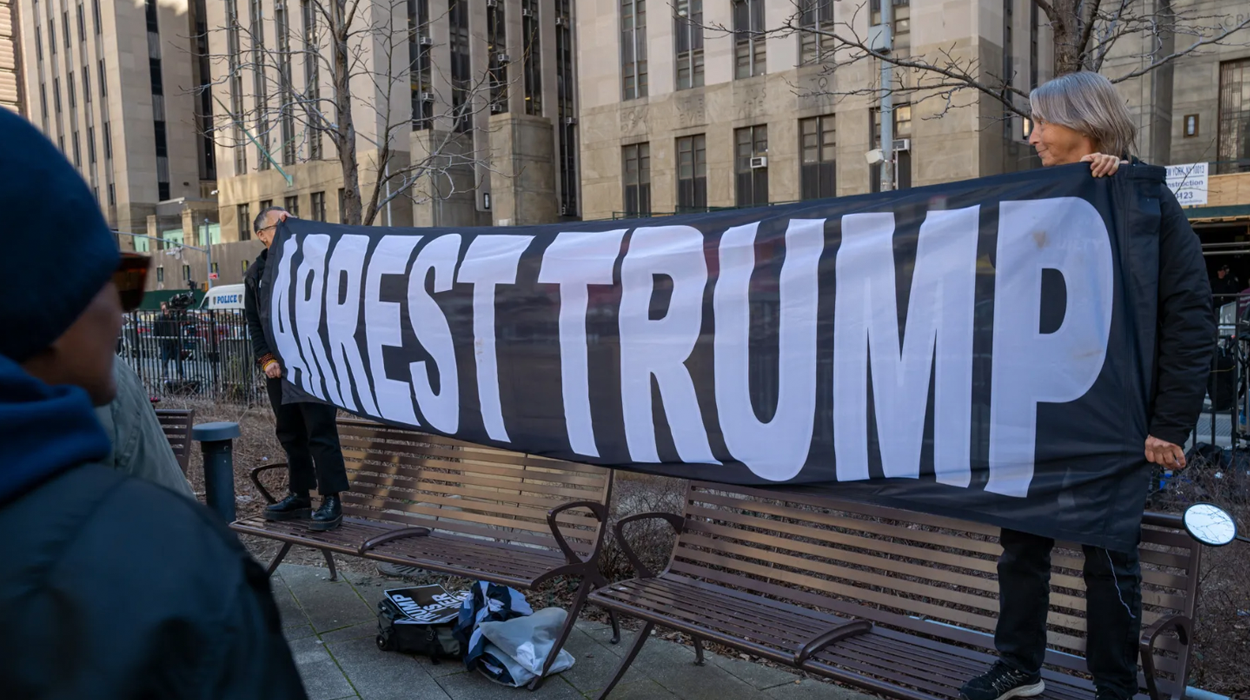 Oh, Great, Now Every Politician Has to Be Super Careful Not to Commit ...