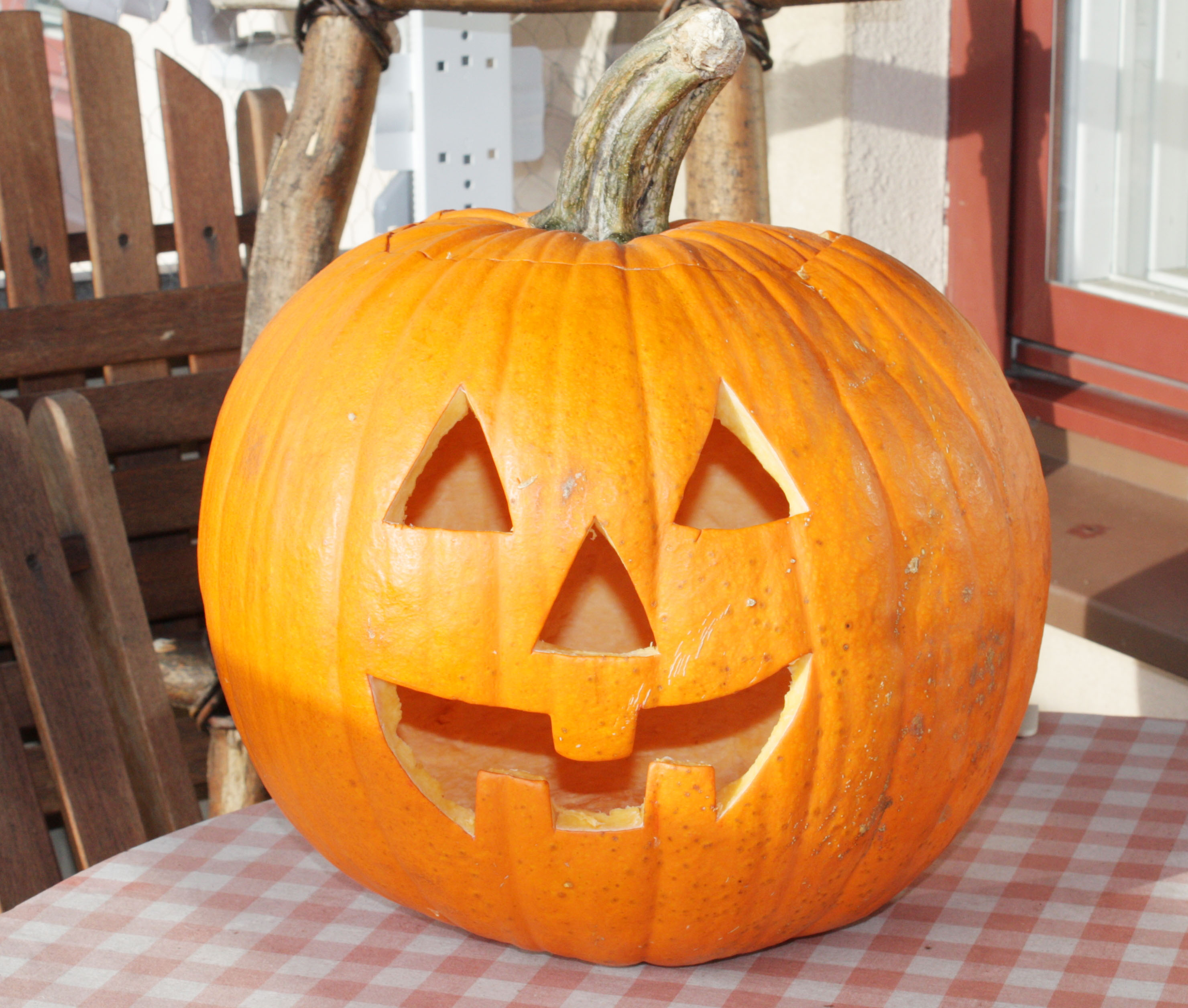 A Fun Pumpkin Carving Tutorial! - McSweeney’s Internet Tendency
